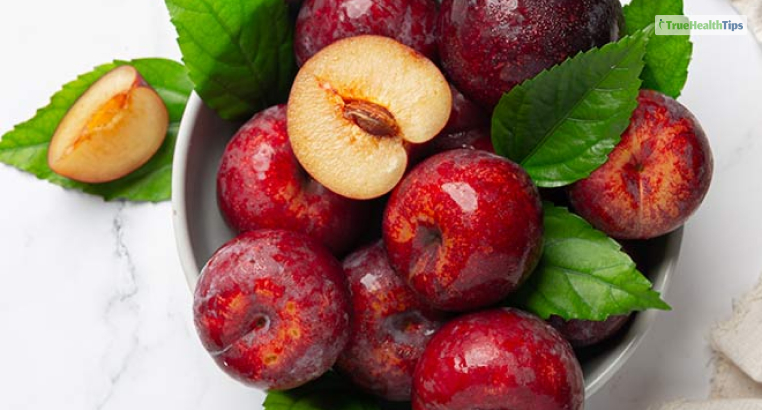 Top 9 benefits of plum: Why you need this fruit in your diet!